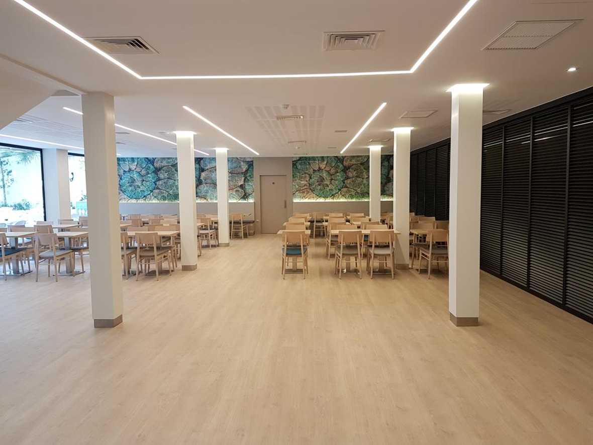 Perla Hotel - Benidorm, Costa Blanca - On The Beach