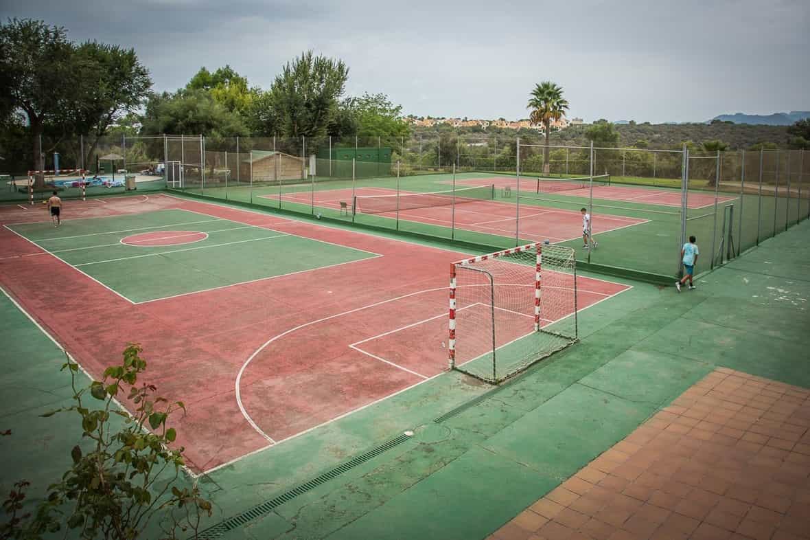 Club Cala Romani - Calas De Mallorca, Majorca - On The Beach
