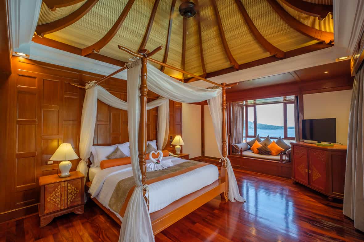 Diamond Cliff Resort and Spa - Patong, Phuket - On The Beach