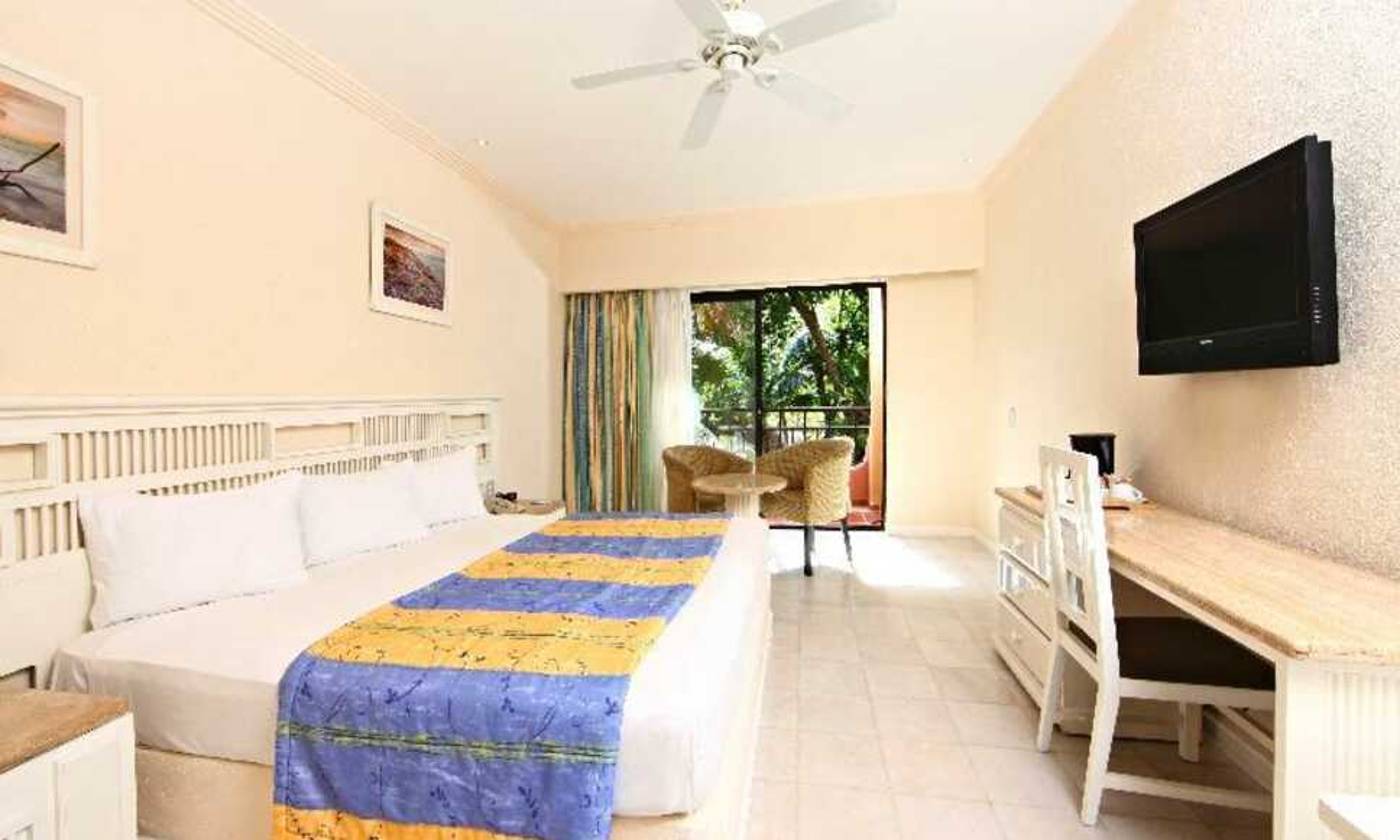 Sandos Playacar Beach Resort - Playa Del Carmen, Riviera Maya - On The ...