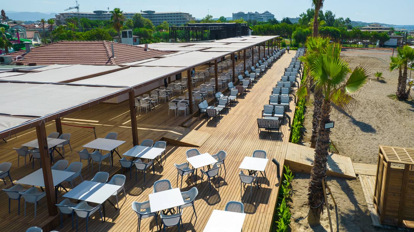 La Benata Hotel | On the Beach | £30pp Deposits