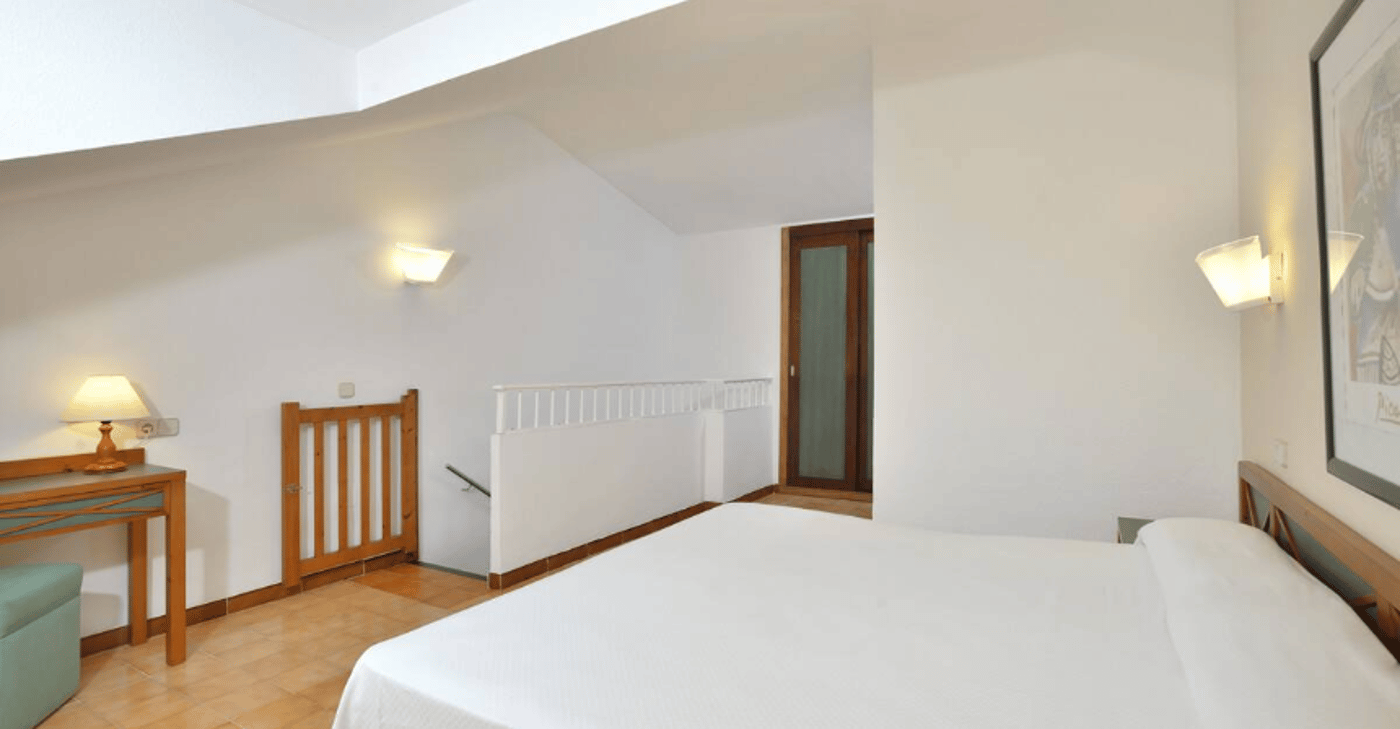 Sol Cala D'Or Apartments | Majorca | £30pp Deposits