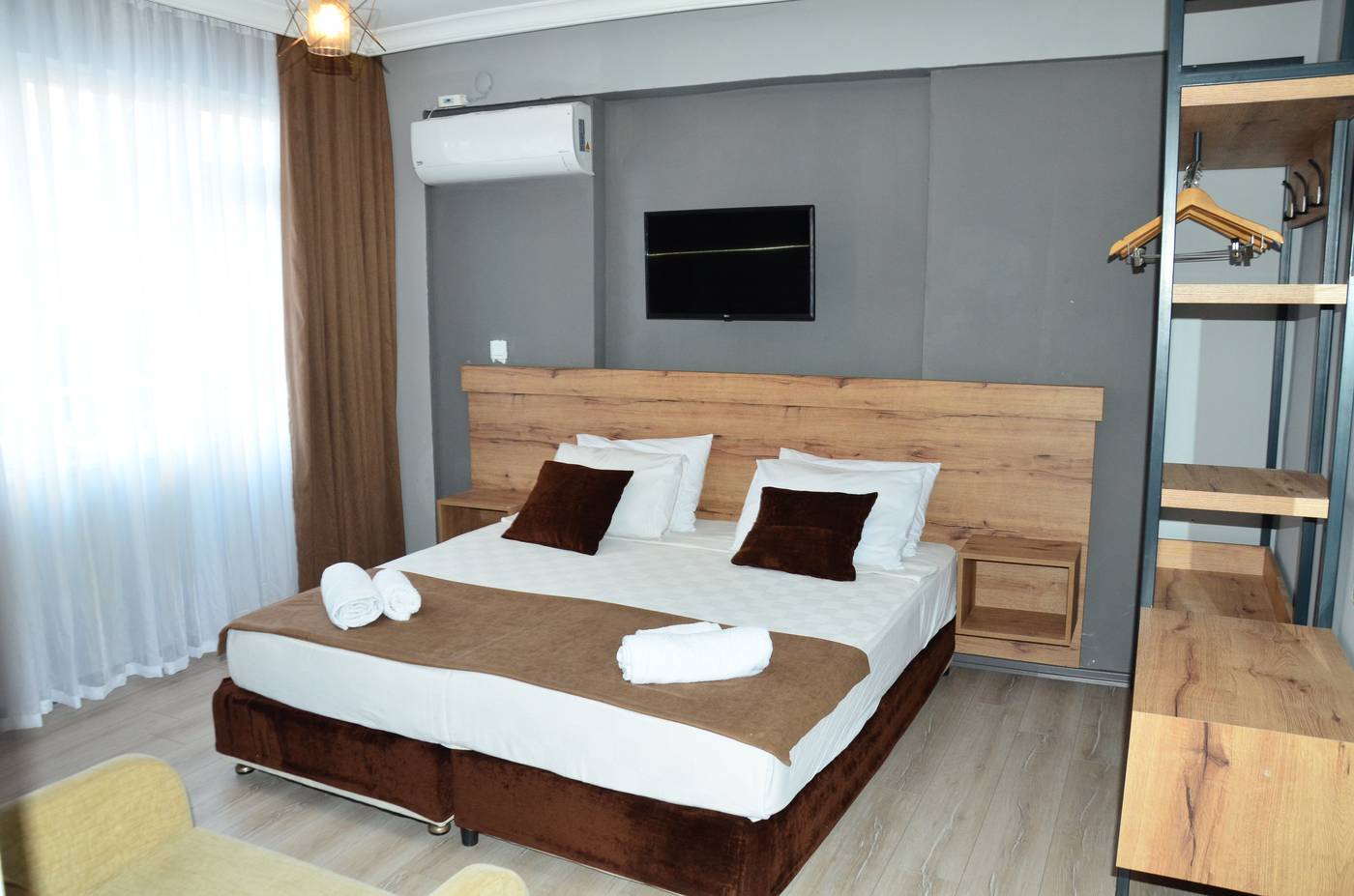 New Garden Luna Side Apart Hotel - Side, Antalya - On The Beach