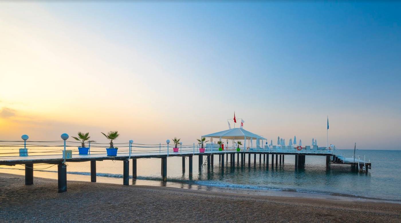 Concorde De Luxe Resort | Turkey | Super-Low £30pp Deposit