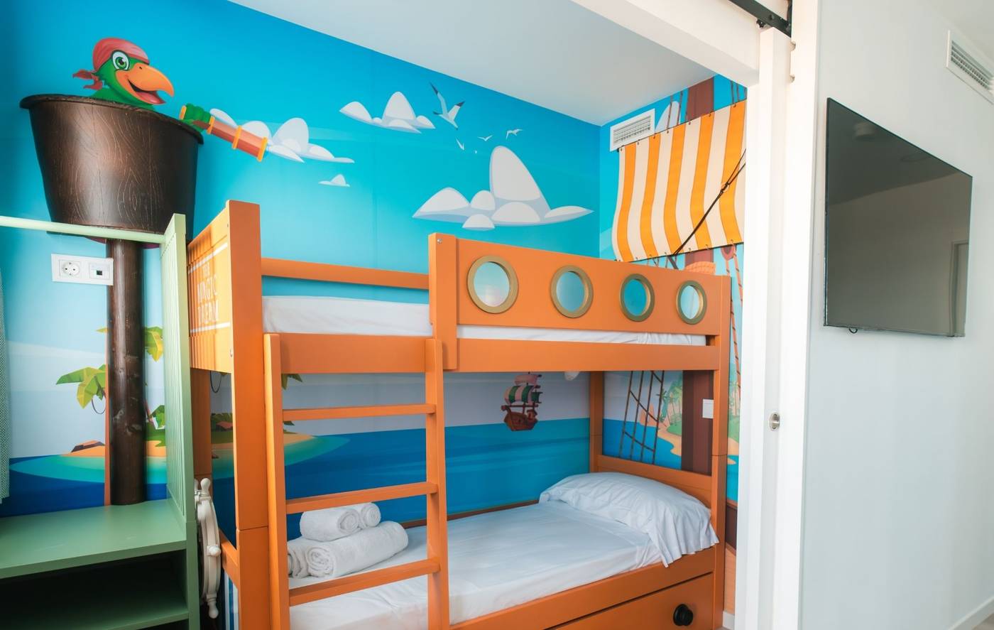 Magic Pirates Island Resort | Benidorm | £30pp Deposit