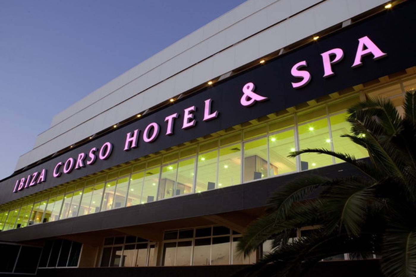 El Corso - Talamanca, Ibiza - On The Beach