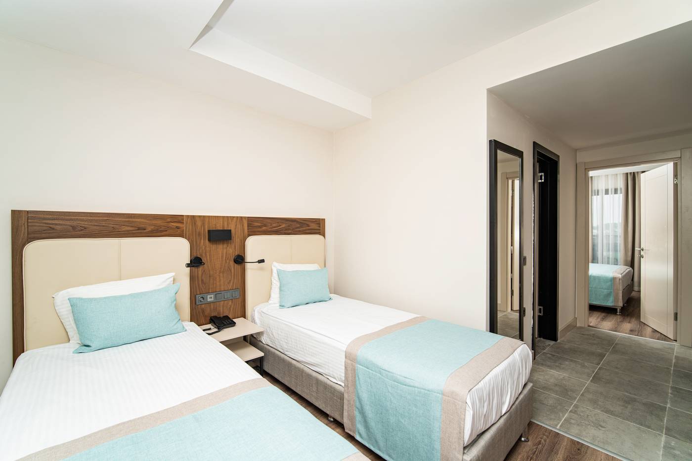 Side Moon Palace | Side | On the Beach | £30pp Deposit