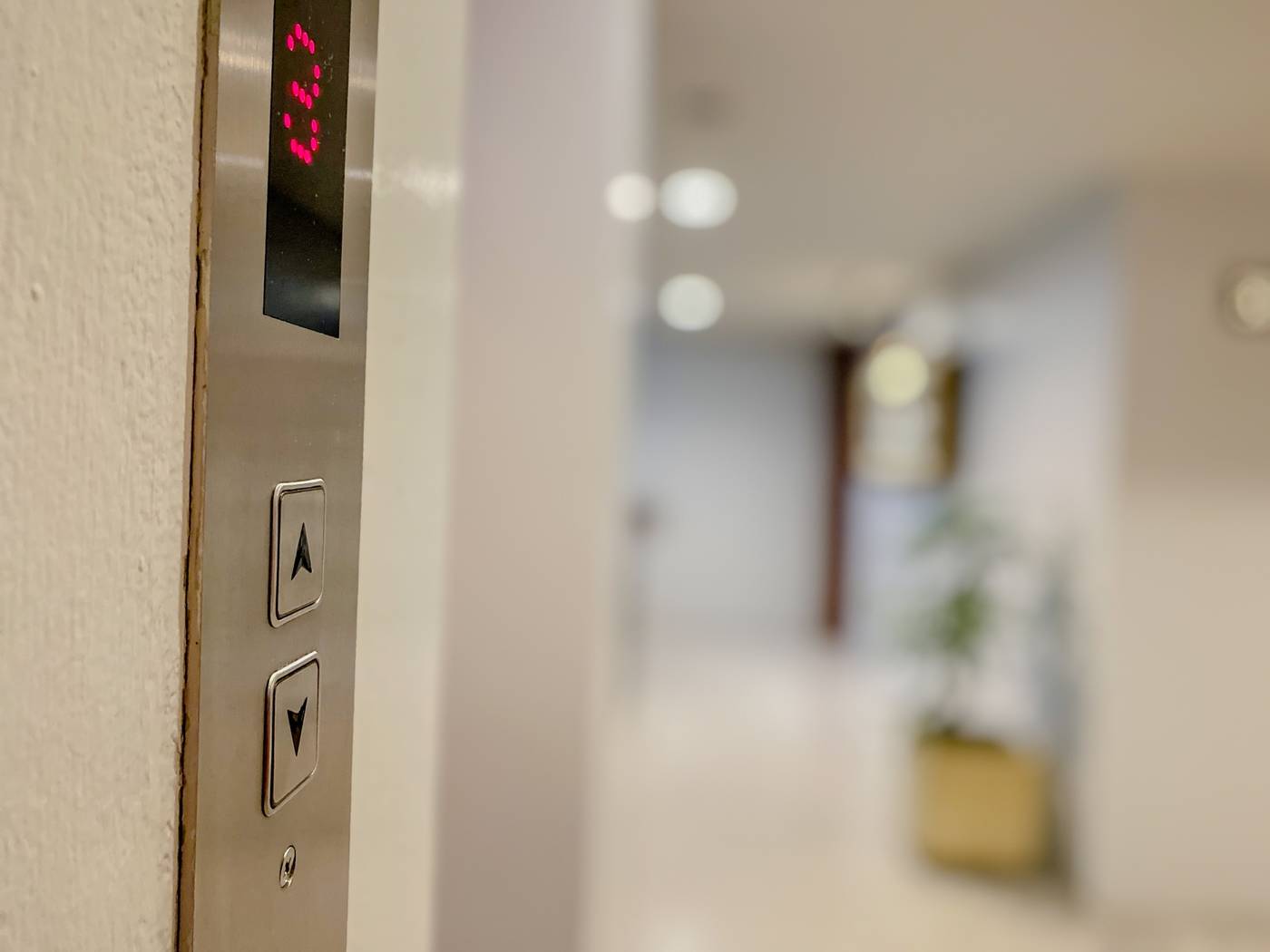 Sino House Phuket Hotel | £30pp Deposits