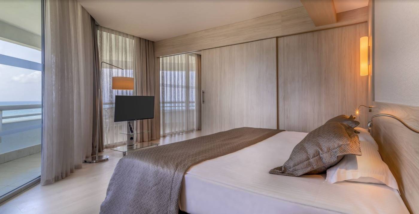 Concorde De Luxe Resort | Turkey | Super-Low £30pp Deposit