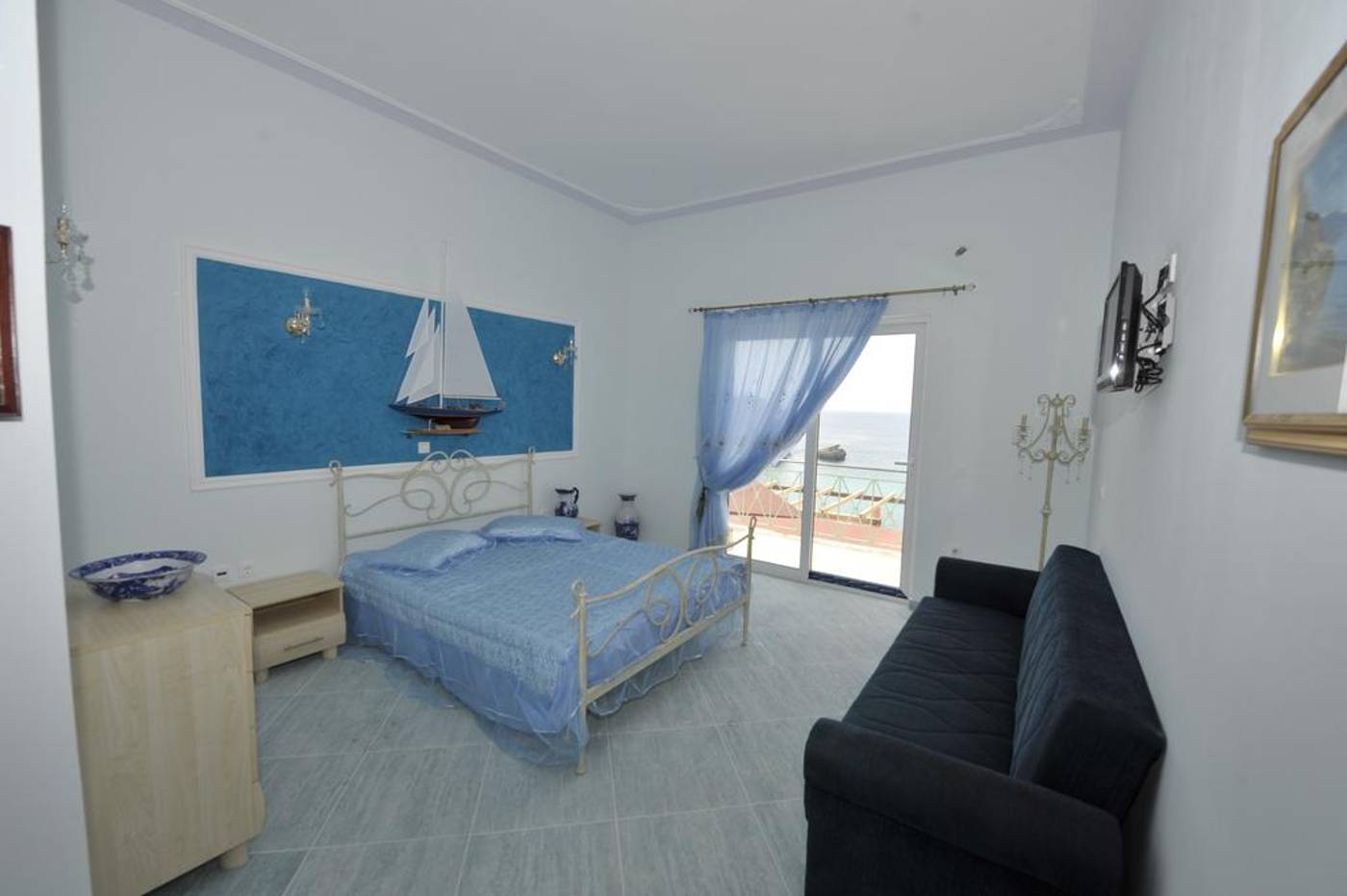 Blue Princess Beach Hotel & Suites - Liapades, Corfu - On The Beach