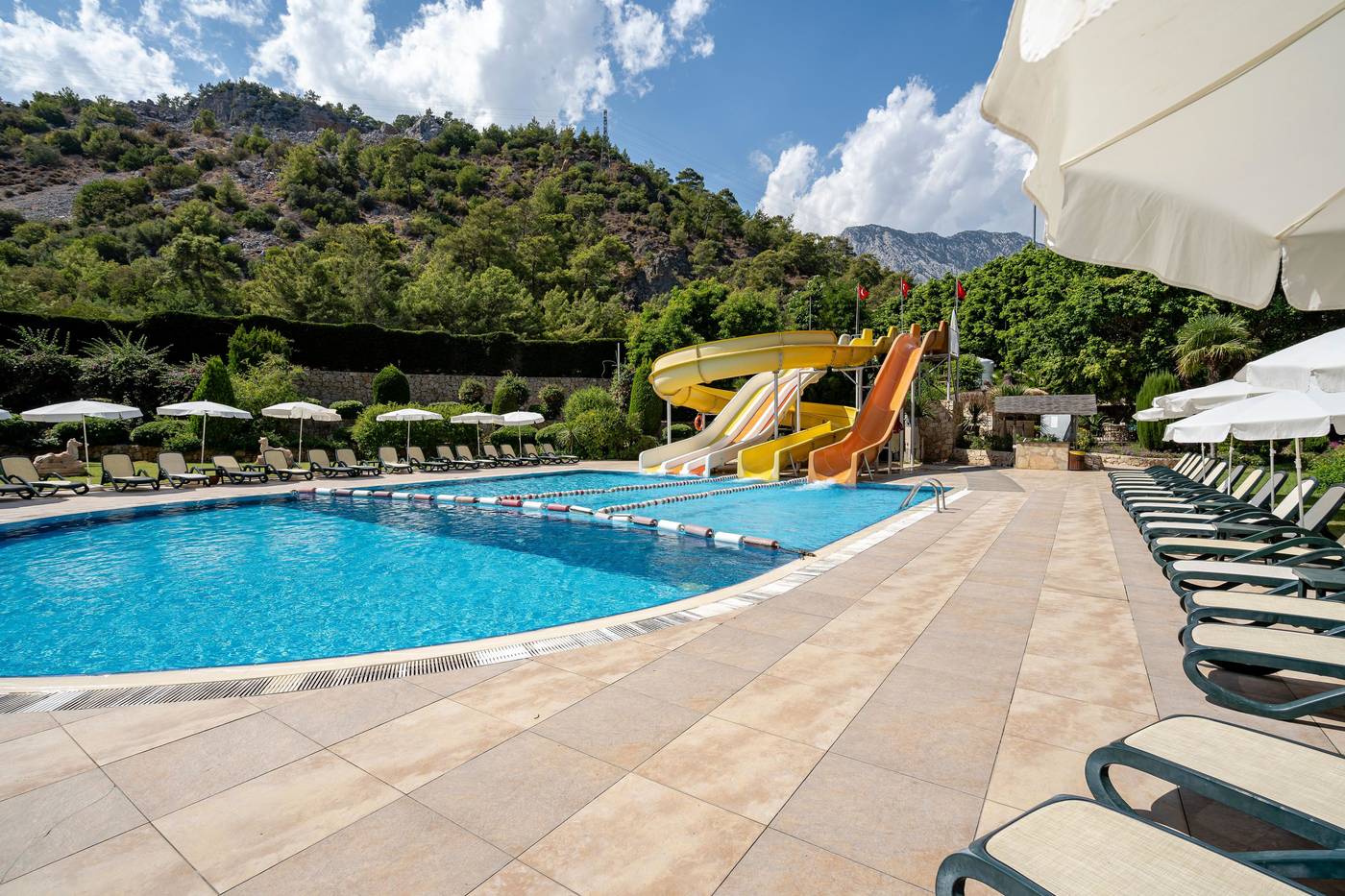 Sunland Resort Kemer | Antalya | £30pp Deposits
