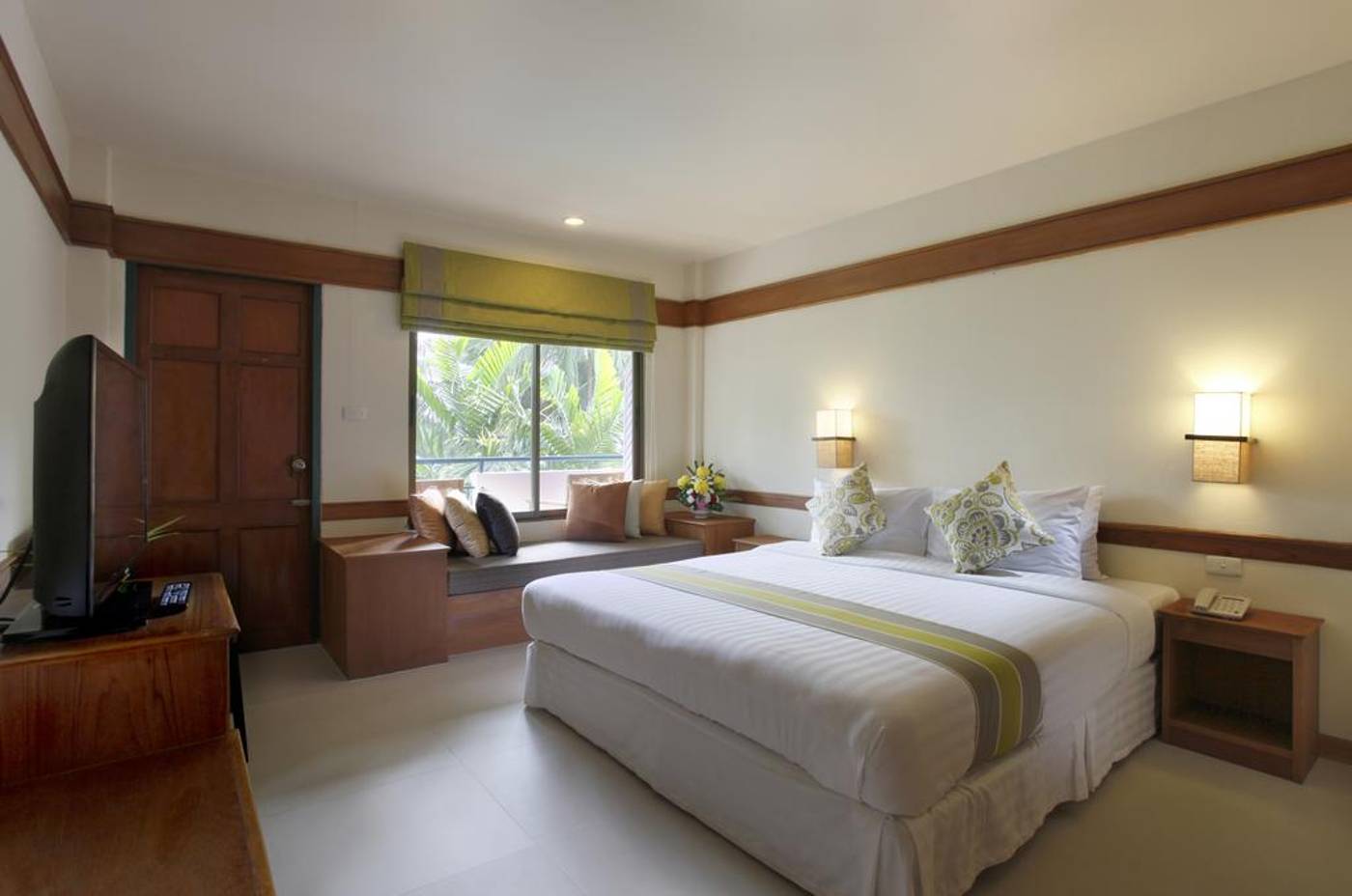 The Viridian Resort - Patong, Phuket - On The Beach