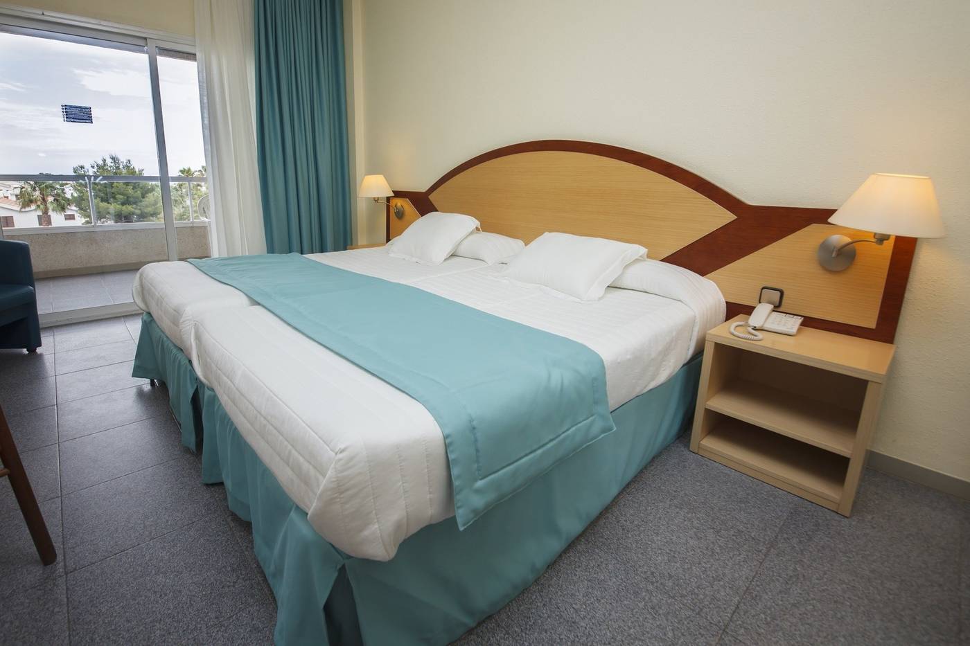 Hotel Resort & Spa Estival Park - La Pineda, Costa Dorada - On The Beach