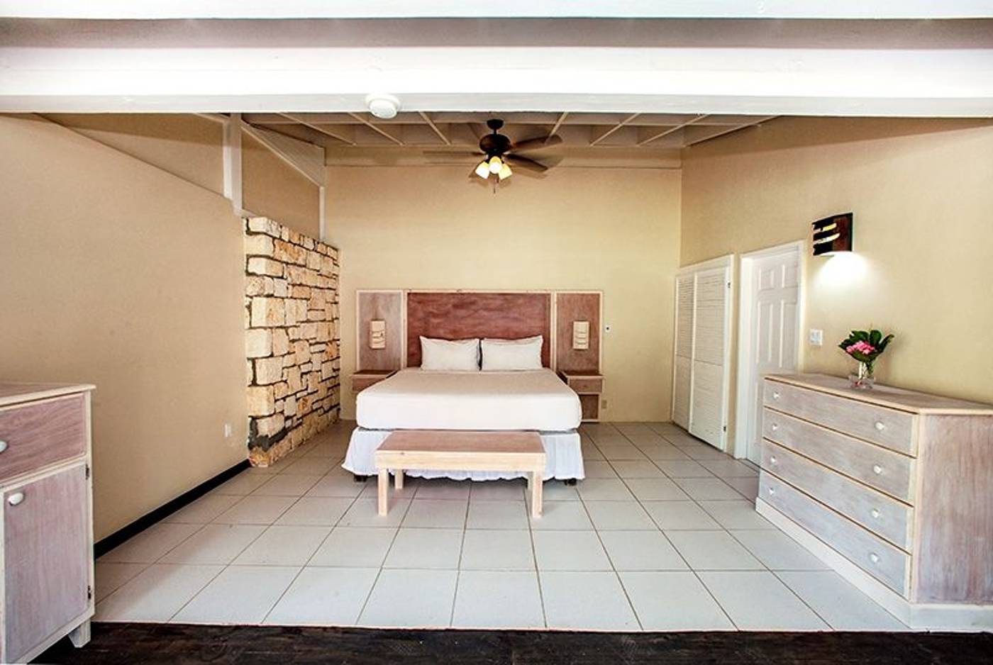 Hawksbill Resort Antigua | Caribbean | £30pp Deposits