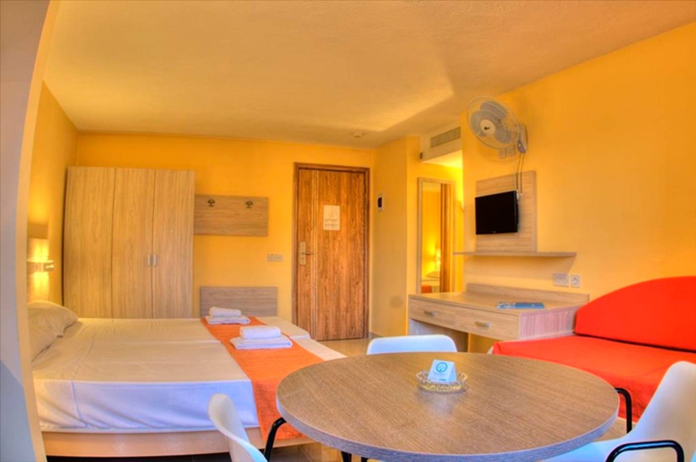 Luna Holiday Complex | Malta | £30pp Deposits