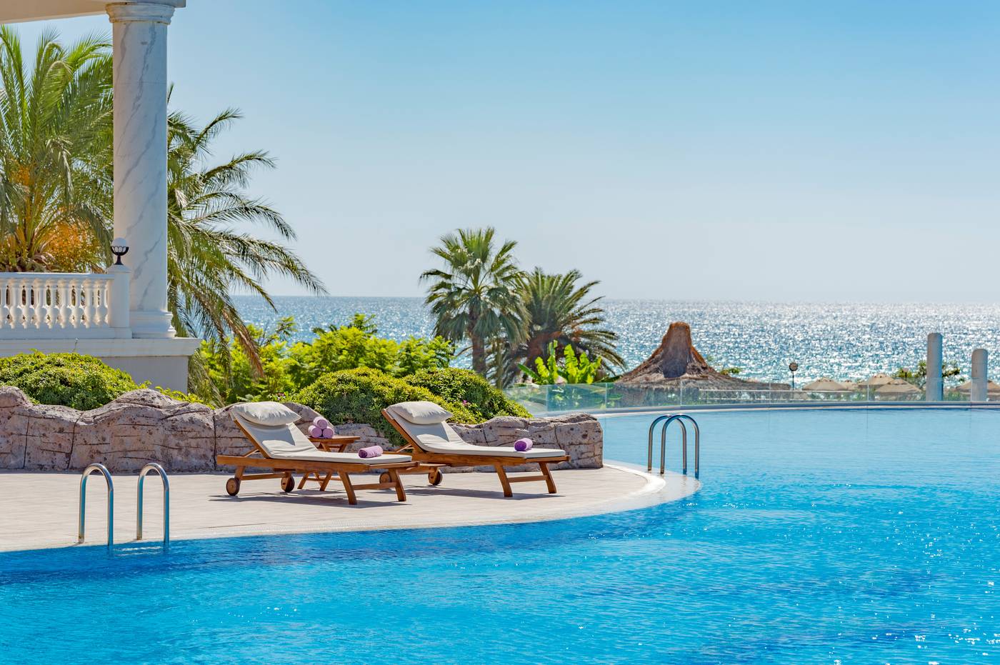 Starlight Resort Hotel | Side | £30pp Deposits