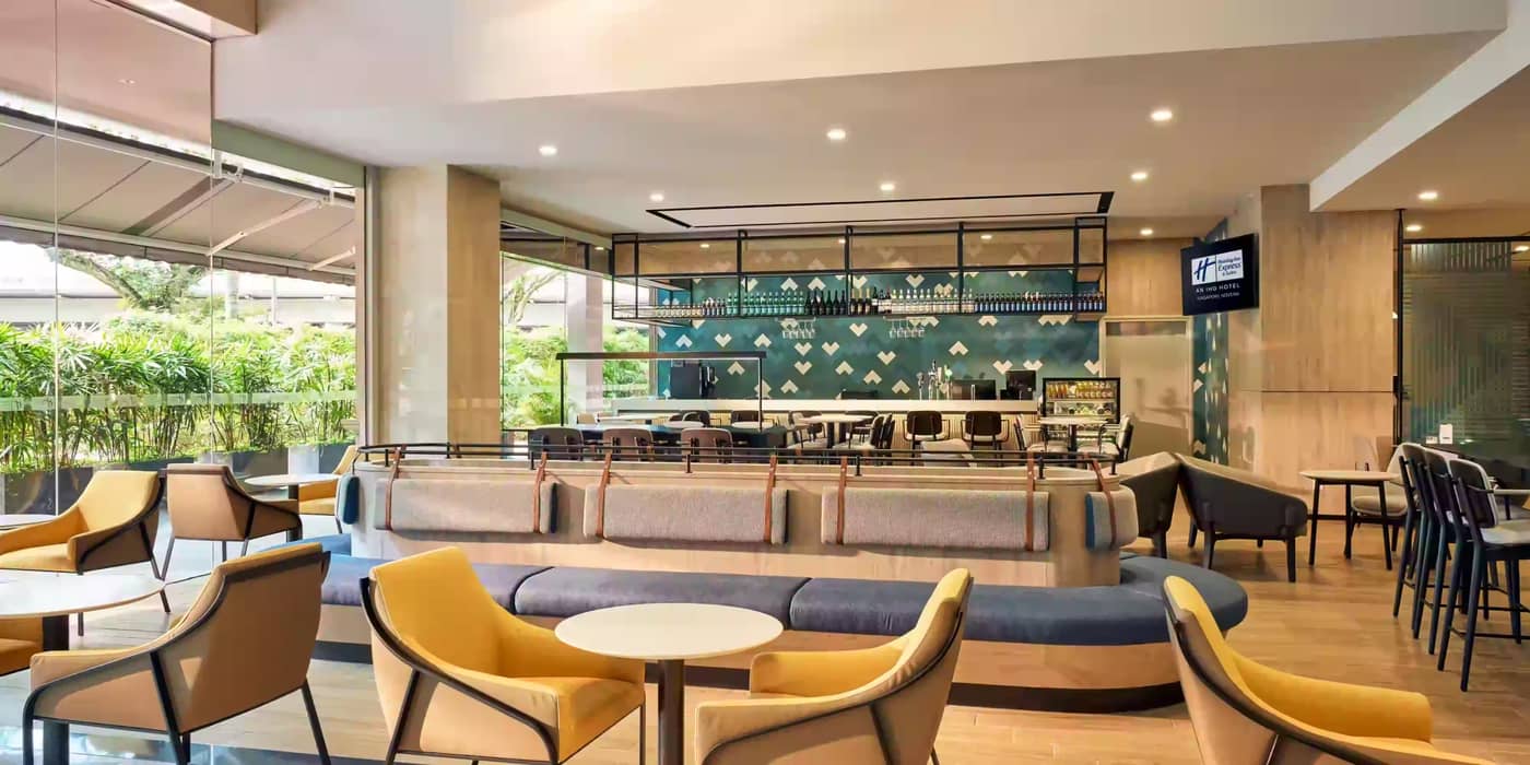 Holiday Inn Express And Suites Singapore Novena | £19pp Deposits